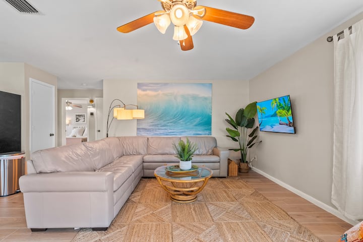 Surf Yoga Oasis By River & Beach - Melbourne Beach, FL