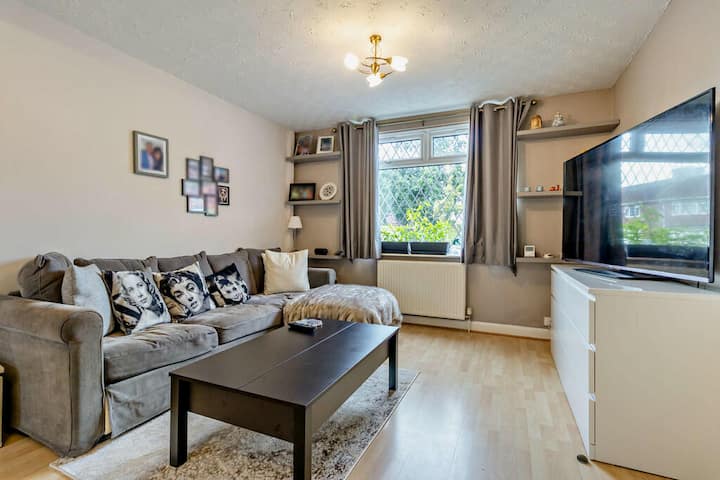 Cosy 3 Bed Home. - Doncaster