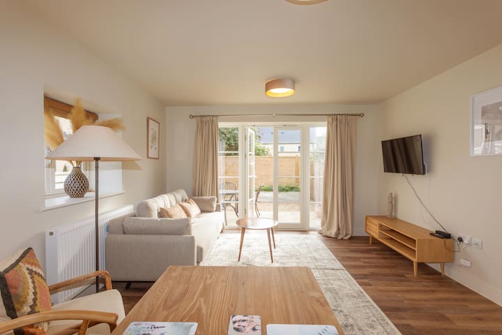5 Harpers Yard - Boutique Holiday Home - Chipping Norton