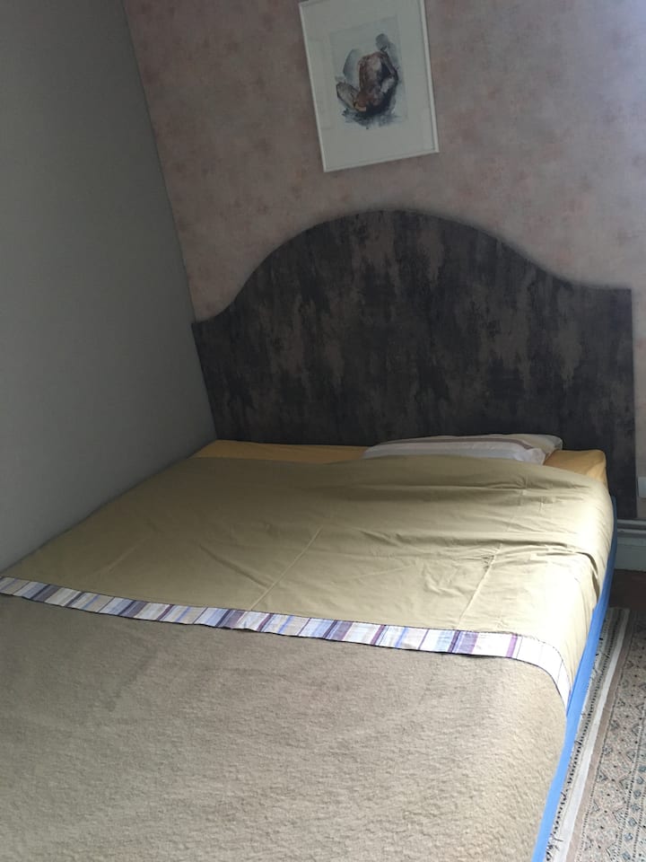 Petite Chambre Cosy Tout Confort - Metz