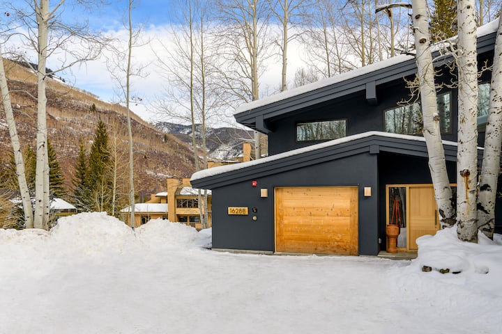 Vail Luxury Villas & Vacation Rentals | Airbnb Luxe | Luxury Retreats