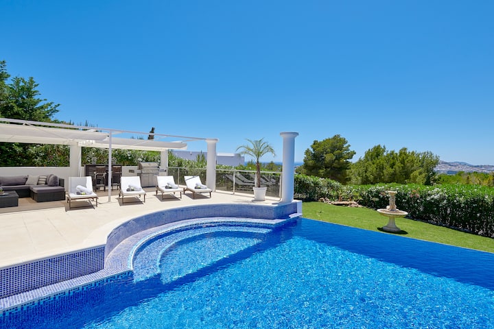 Ibiza Town & Sea Views | Piano | Pool | Gym | Bbq - Ibiza