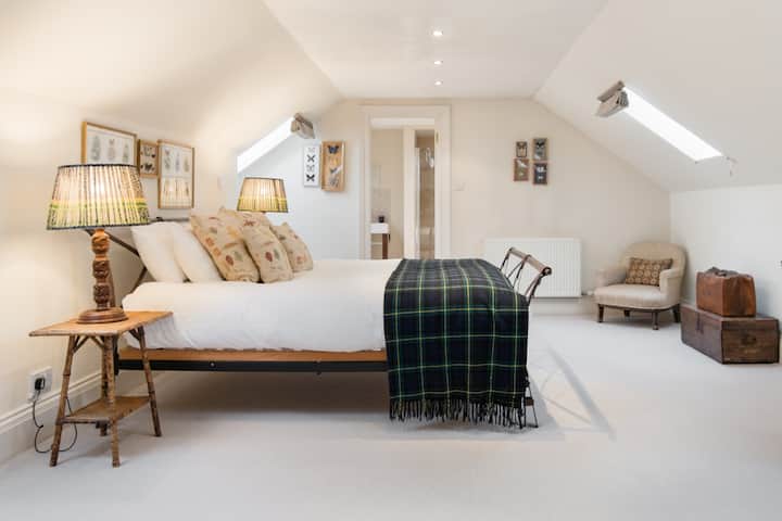 Georgian 3-bedroom Apartment In Edinburgh - Edinburgh
