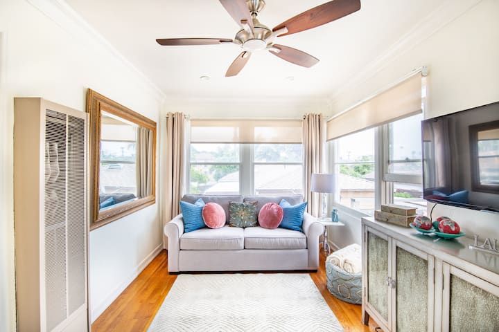 Coastal Guest House With Gorgeous Sundeck - San Diego, CA