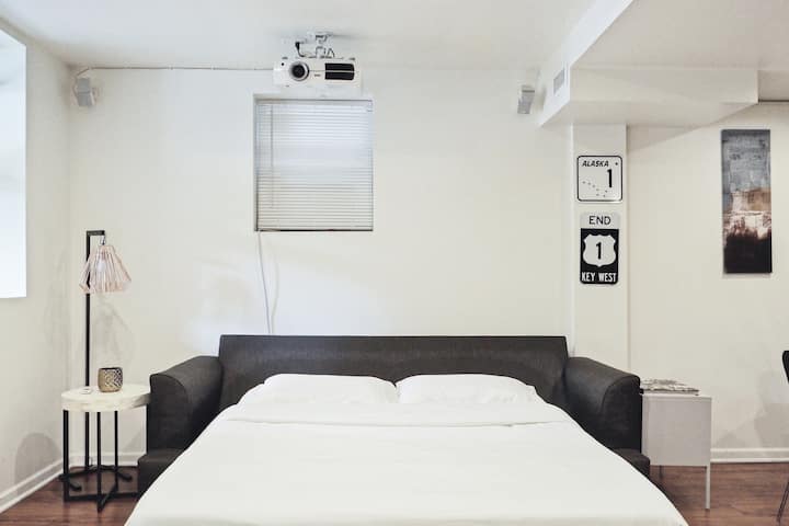 Explore The City From An Elegant, Urban Retreat - Chicago