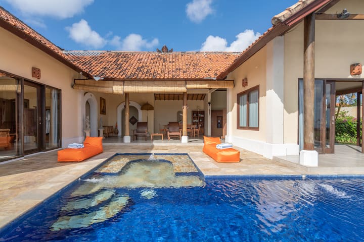 Renovated Calming Villa With Pool & Panoramic View - Bali