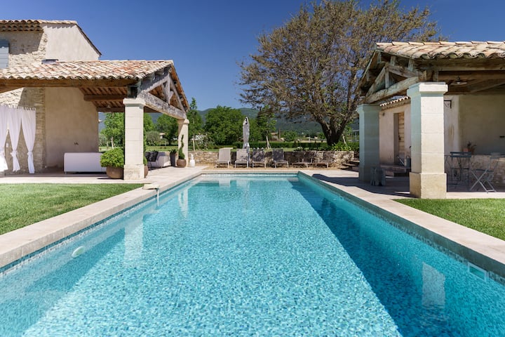 Luxury provencal farmhouse - Mas de l'Estel - Cottages for Rent in ...