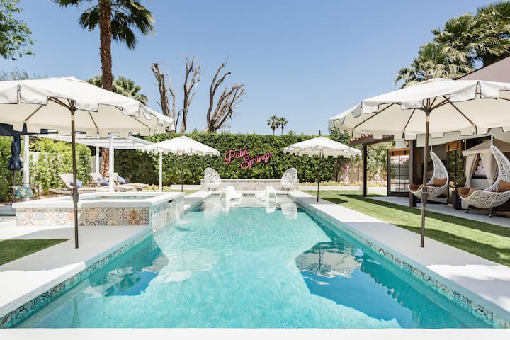 Celebrate Like Celebrities At The Movie Colony Villa - Palm Springs
