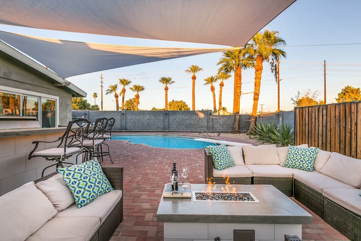 Walk To Old Town! Chilled Pool-outdoor Bar - Scottsdale, AZ
