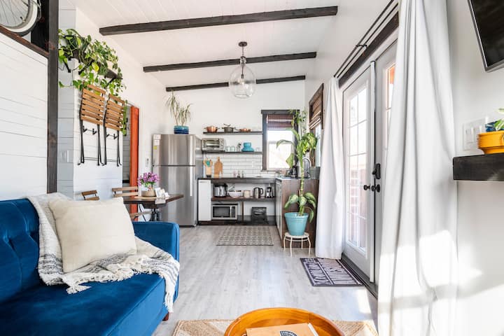 The Golden Egg Cottage, Str-1046 - Colorado Springs, CO