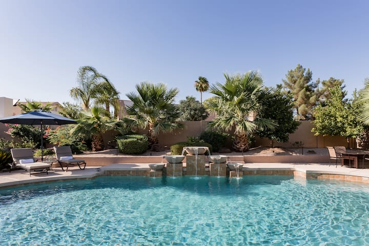 Scottsdale Luxury Retreat With Private Entry To Suite - Phoenix, AZ