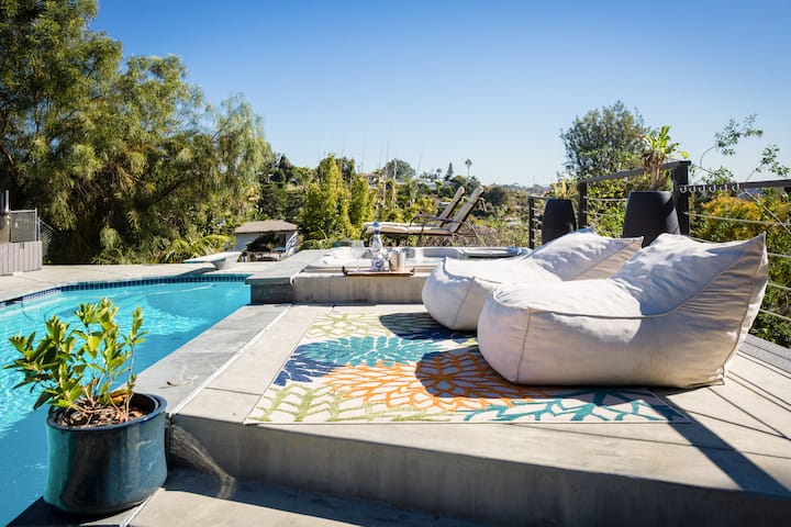 Amazing Views With Heated Pool And Jacuzzi Near Beach - Del Mar, CA