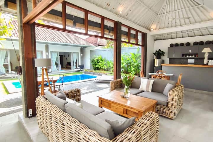 Villa Dharma De Rêve Dans Un Cadre Verdoyant - Australien