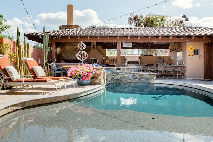 Central Scottsdale Detached Casita With Outdoor Ramada - Scottsdale, AZ