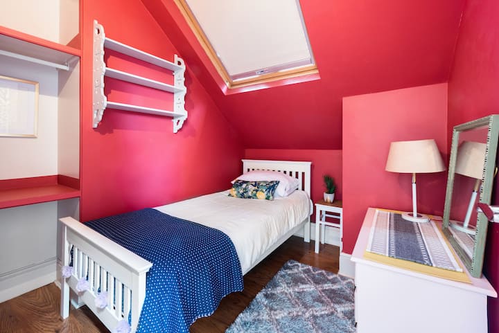 Single Room - London