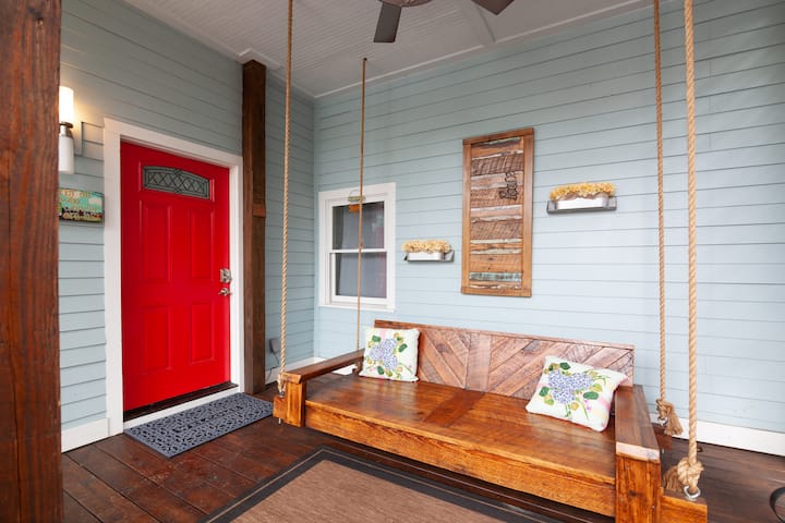 Expert Renovation! Walk To Everything! - Atlanta, GA