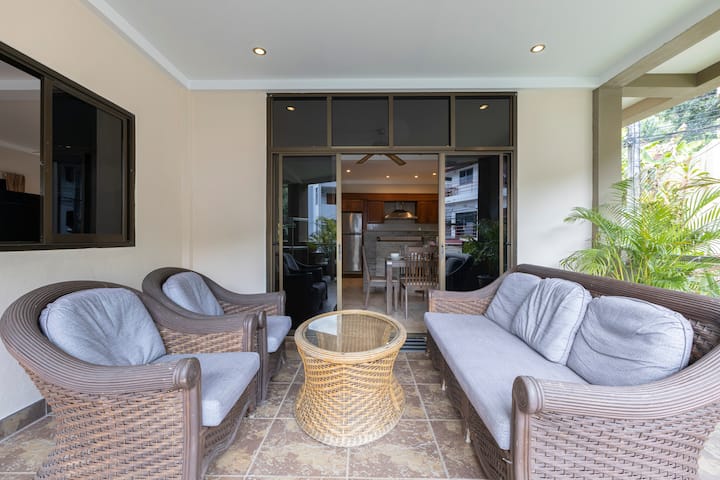 2 Bedroom, 2 Bath, Unit 2b, 115m2 Kata Beach - Kata Beach