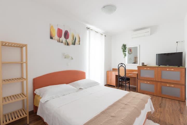 Apartment Marino + Db Room - Makarska