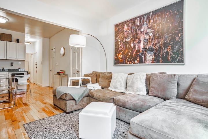 Dip Your Toe In Clean And Comfortable Soho - New York City