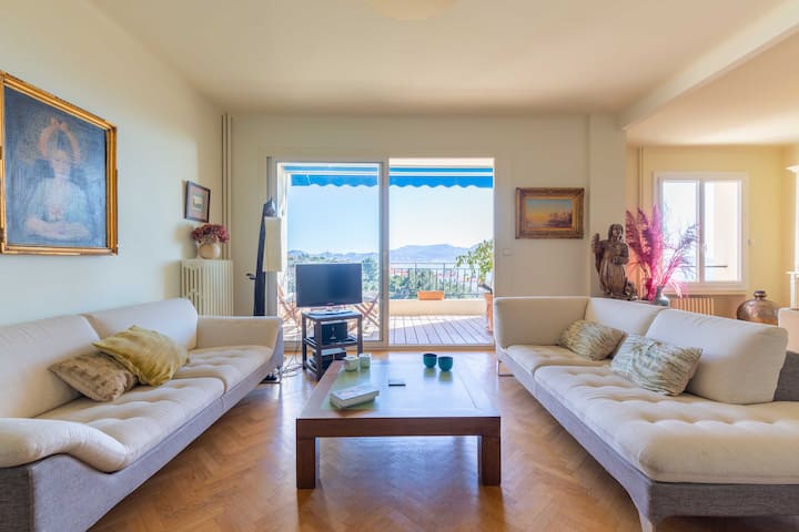 Appartement Avec Vue Imprenable Sur Toute La Baie - Marseille
