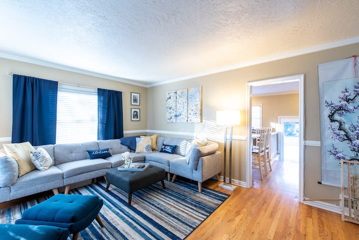 Cheerful 3-bedroom With Hot Tub - Salt Lake City, UT