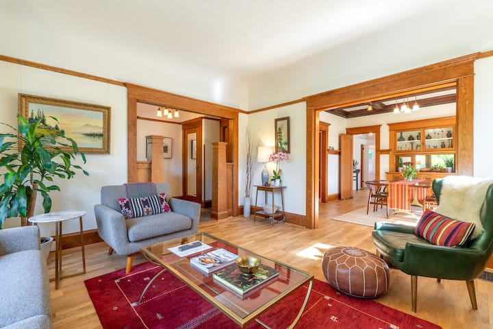 Stylish Craftsman Close To Downtown - Vancouver, WA