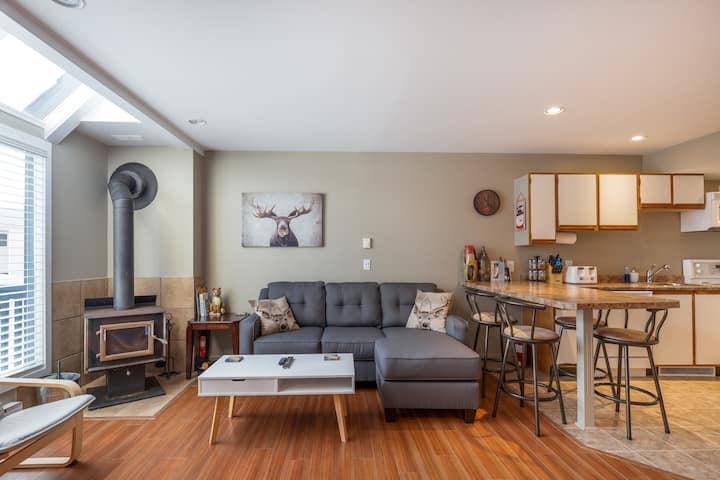 Big White Ski In/ski Out Condo On Perfection Run - Big White Ski Resort, BC