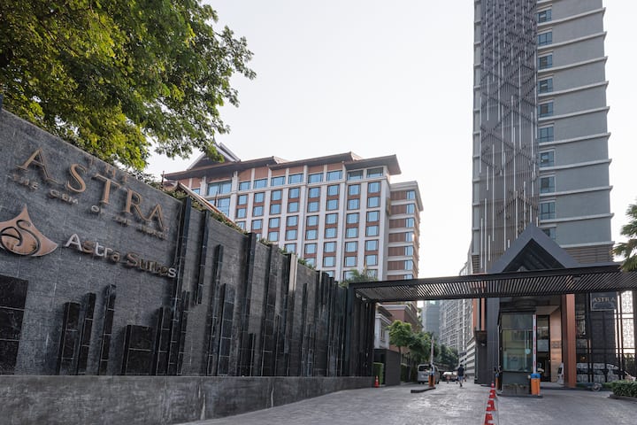 Deluxe Homy Apt. @Chiangmai Night Bazaar步行可到古城周末夜市 - Chiang Mai