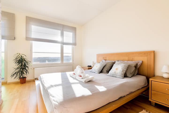 Cozy Studio With Stunning Views & Free Parking - Tallinn