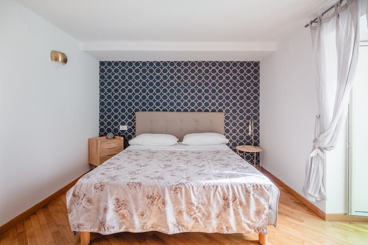 Appartamento Centralissimo Ed Elegante Adatto Per Coppie E Famiglie