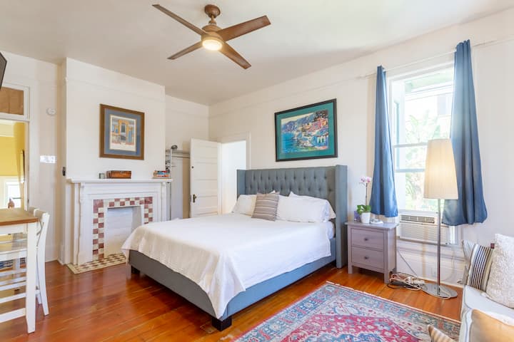 The Cascade Suite - San Diego, CA