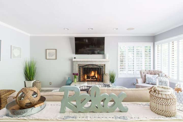 Lovely 5br Coastal Home Close To Beach - Carlsbad, CA