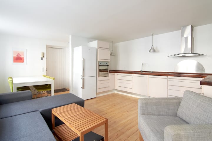 Charming Apartment Latin Quarter Close To Tivoli - Copenhaga