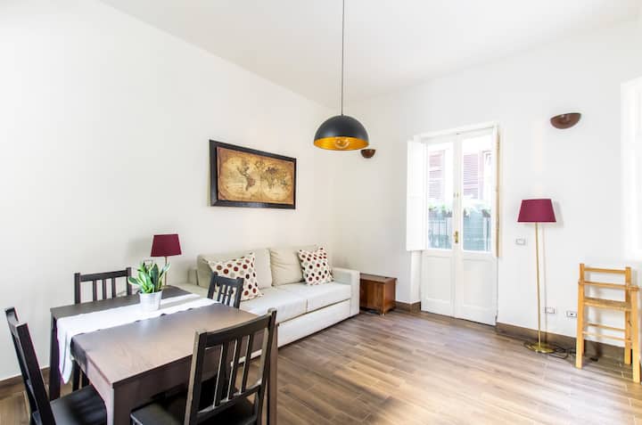 Paola's Apartment In The Heart Of Trastevere - Rome