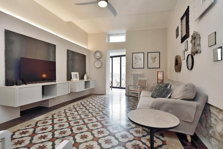 Modica Old Town - Bright, Spacious Apartment. - Modica