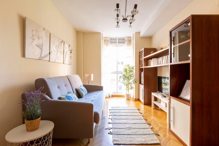 Vivodomo | Free Parking, Cozy, Bright & Central - Madrid