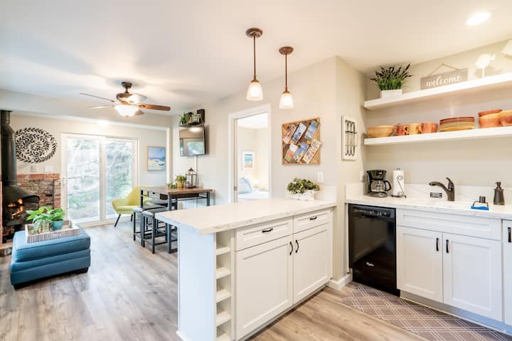 Cozy Casita Luisa Walk To Beach, Shops & Dining. - North Beach, Coronado