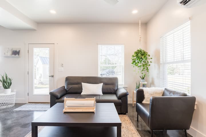 Simple Serenity Cottage - Greer, SC