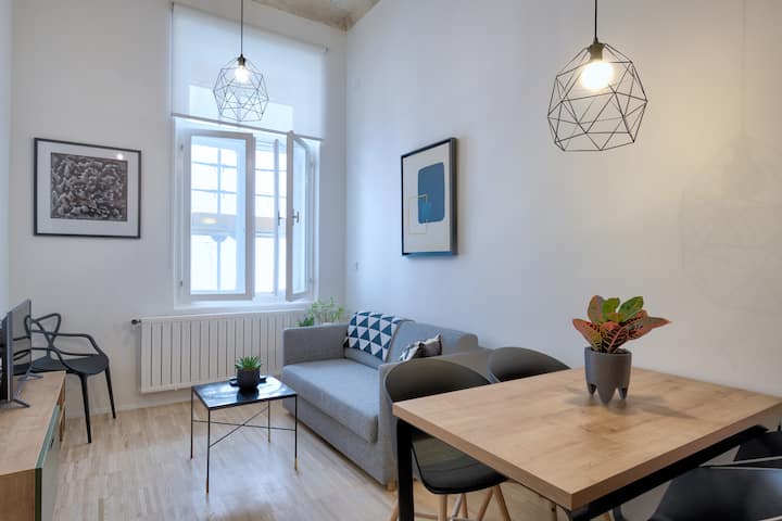 Brick&birch - Bold Apartment - Zagreb