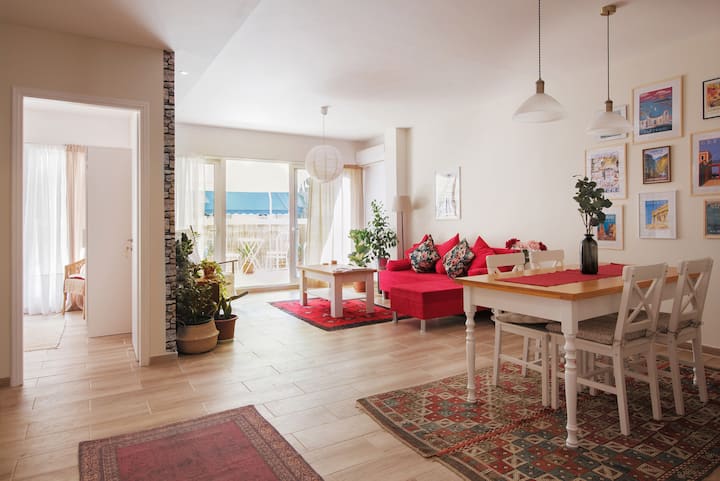 Evanthia's 2-spacious,central, 2 Bdr Apart+balcony - Athens