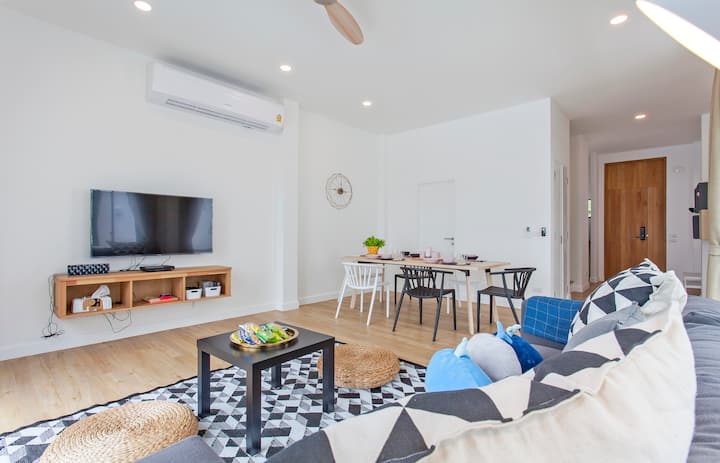 New Private Pool Villa 3bd/chalong/8ppl - Phuket