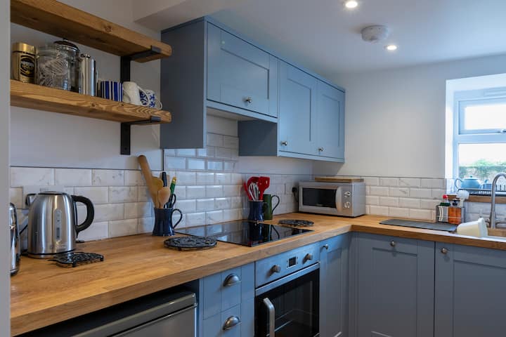 April Cottage, East Portlemouth, Opposite Salcombe - Kingsbridge