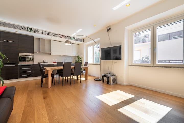 Bright Apartment Near The Sea – 2br, 2ba, Terrace - Cagliari