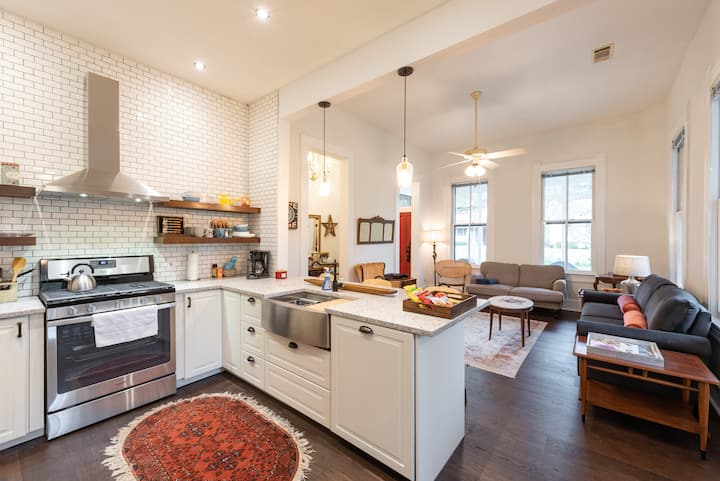 Willies Place - Austin, TX