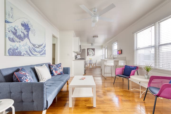 New Beach Bungalow In The Shore! - Long Beach, CA