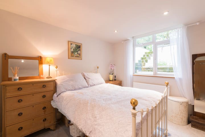 Lovely, Spacious Flat In Unthank Rd - Norwich
