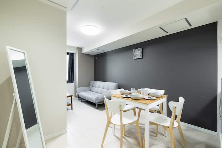 Osaka/3 Mins Walk Station Big Apt Unlimited Wifi - Osaka