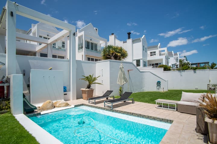 Luxury Villa With Pool & Solar, Near Beach. - Cape Town