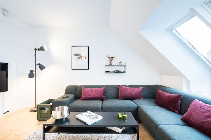 Cosy, 95sqm 2br, Vesterbro Apartment - Copenhagen