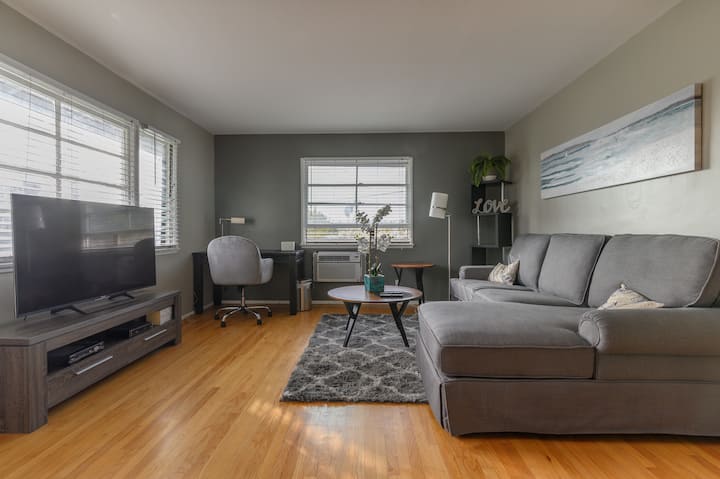 Large 1br Retreat, Steps From Shops & Market - Pasadena